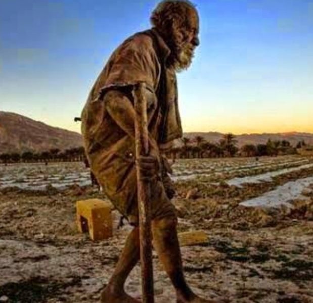 The Dirtiest Man In The World Is Dead - Amou Haji Dies After First Bath ...