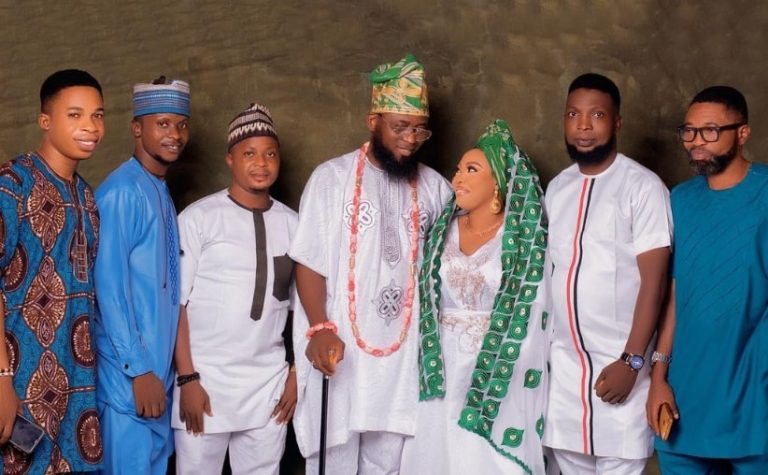 Nigerian Actress Bimpe Akintunde Marries American Polygamist (Photos ...